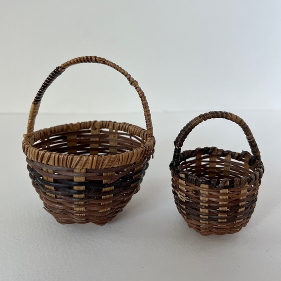 Vintage | Accents | Vintage Miniature Basket Set | Poshmark